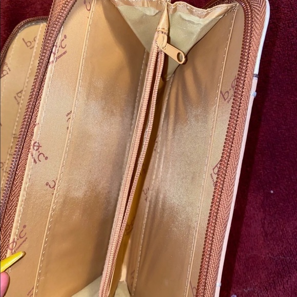b.o.c. | Bags | Boc Wallet Nwot | Poshmark